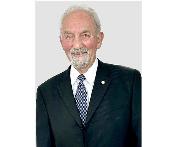 Christopher Bolt Obituary (2025) - Victoria, BC - The Times Colonist