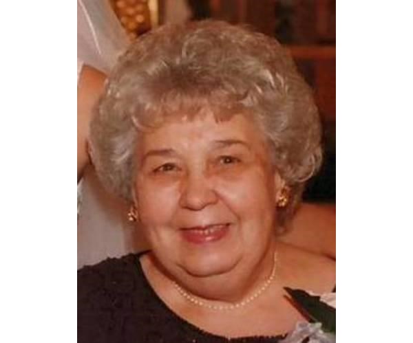 Helen Becker Obituary (2023) - Legacy Remembers