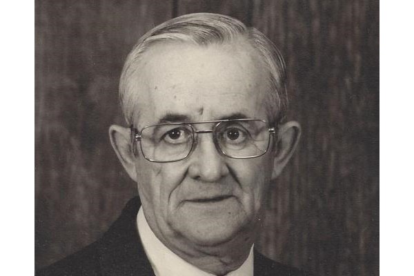 Dean Steele Obituary (1924 - 2015) - New Alexandria, PA - Tribune Review