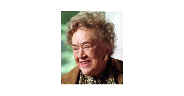 Julia Child Obituary (1912 - 2004) - Legacy Remembers