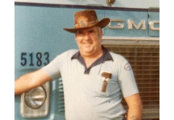 Raymond Hull Obituary (2025) - Charlestown, NH - Valley News