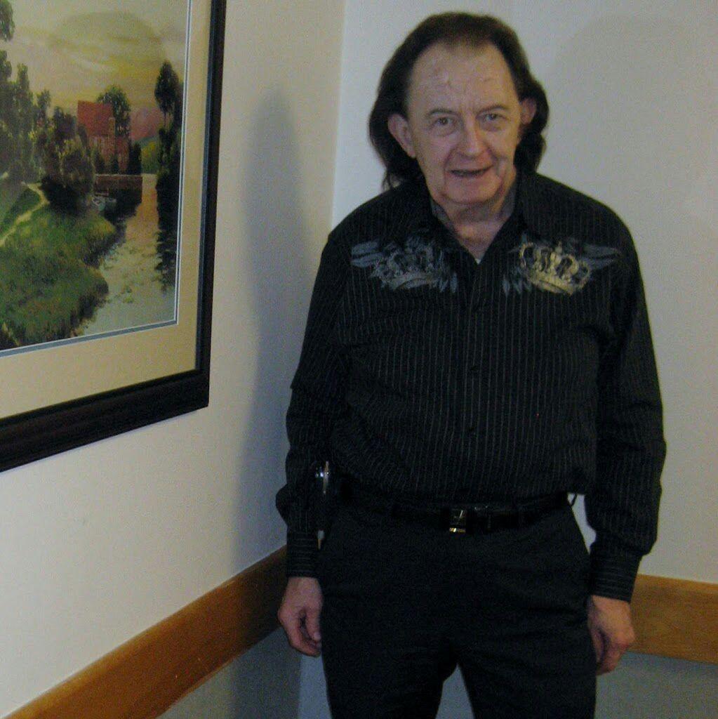 Robin Laurie Obituary (1959 - 2015) - Legacy Remembers