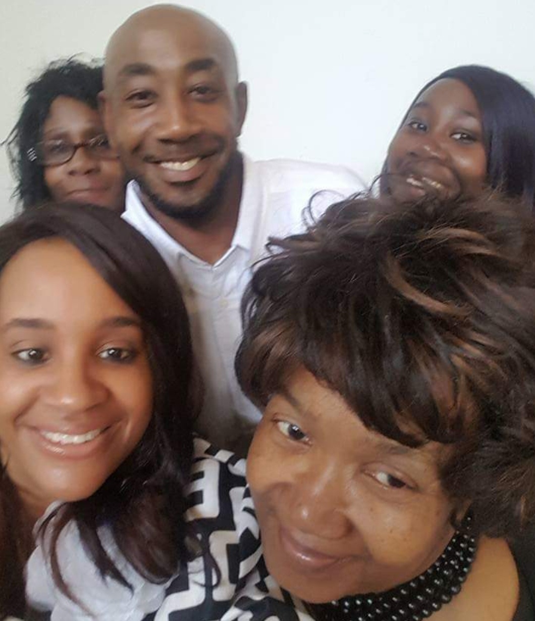 Rodney Hassell's Instagram, Twitter & Facebook on IDCrawl