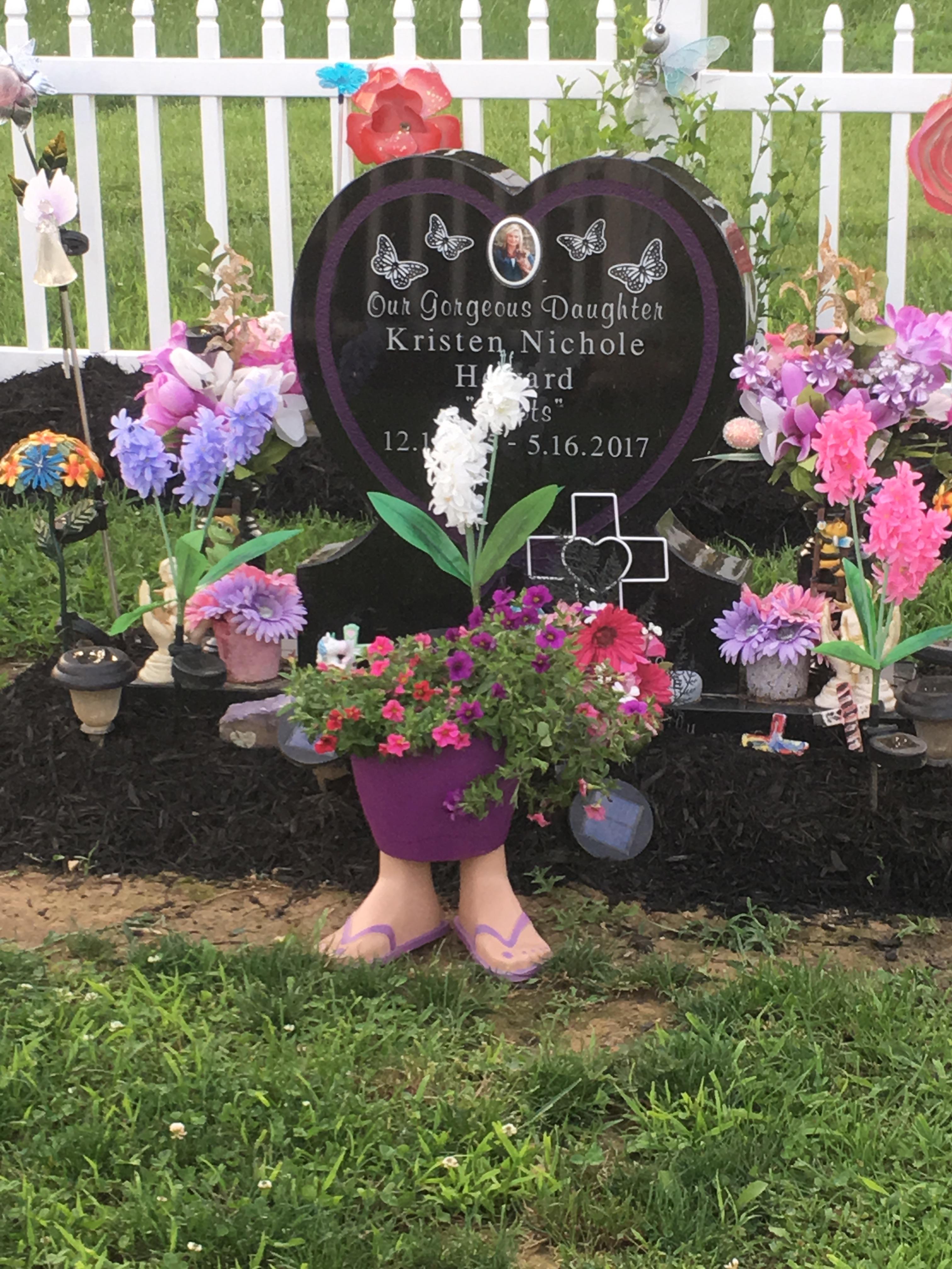 Kristen Howard Obituary (1995 - 2017) - Legacy Remembers