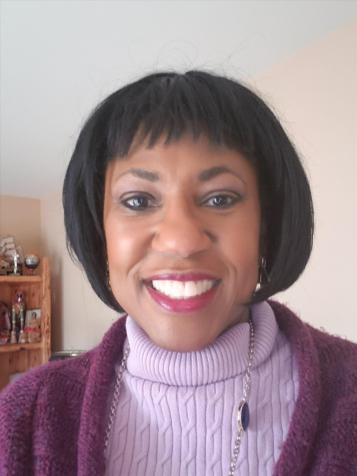 Desiree Battle's Instagram, Twitter & Facebook on IDCrawl