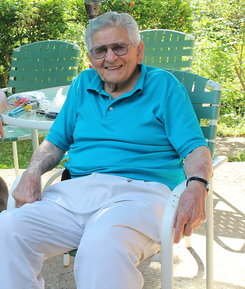 Earl Martin Obituary (1923 - 2023) - Legacy Remembers