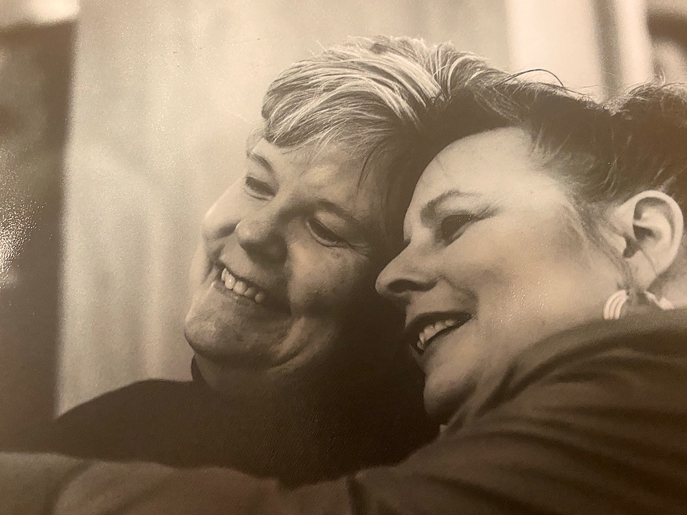 Beth Coulson Obituary (2023) - Legacy Remembers