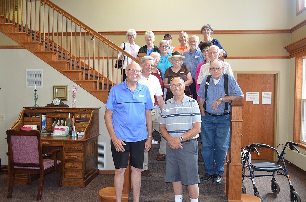 Roger E. Lundeen Obituary (2024) - Buffalo, MN - Peterson Chapel – Buffalo