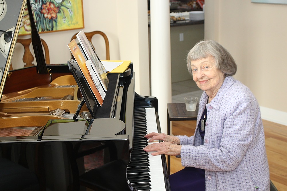 Alice Rhodes Obituary (09/01/1929 - 07/31/2025) - Chelsea, MI - Ann ...